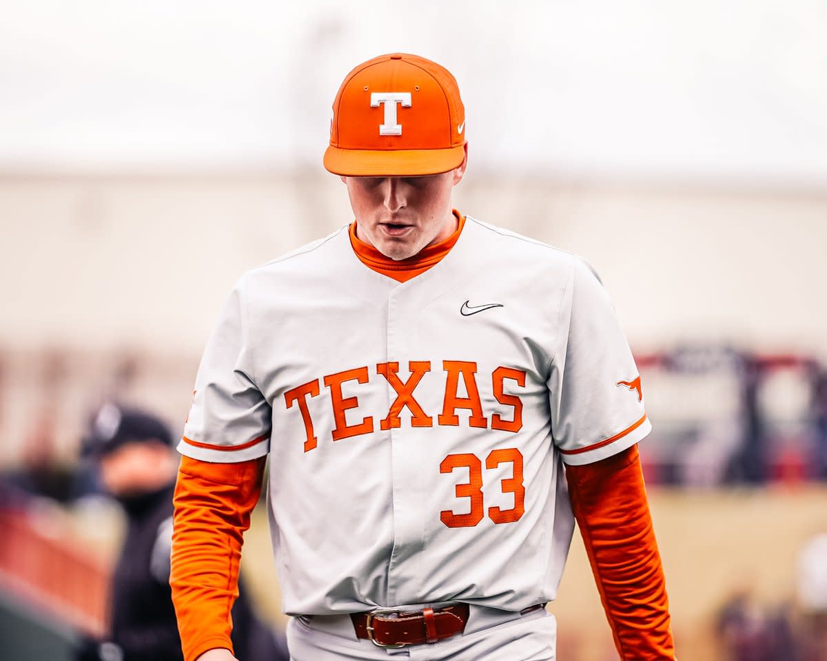 Longhorn Offense Goes Cold as Texas Drops Series to South Carolina ...