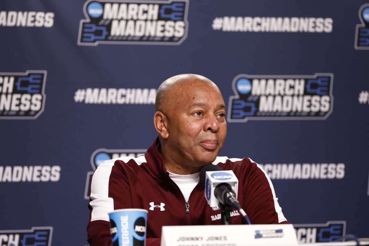 Coach Johnny Jones: 'Wizard of the SWAC Tournament' - HBCU Legends