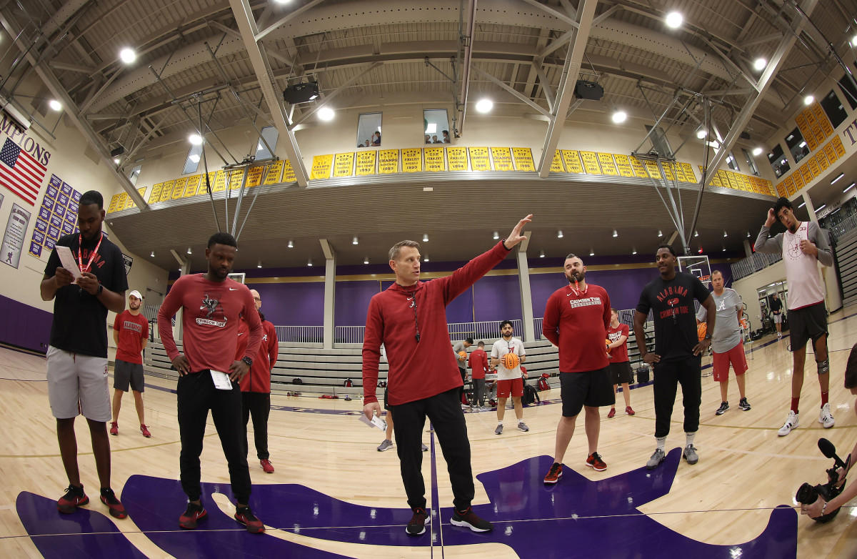 Photo Gallery: Alabama Basketball Holds First Practice in San Diego ...