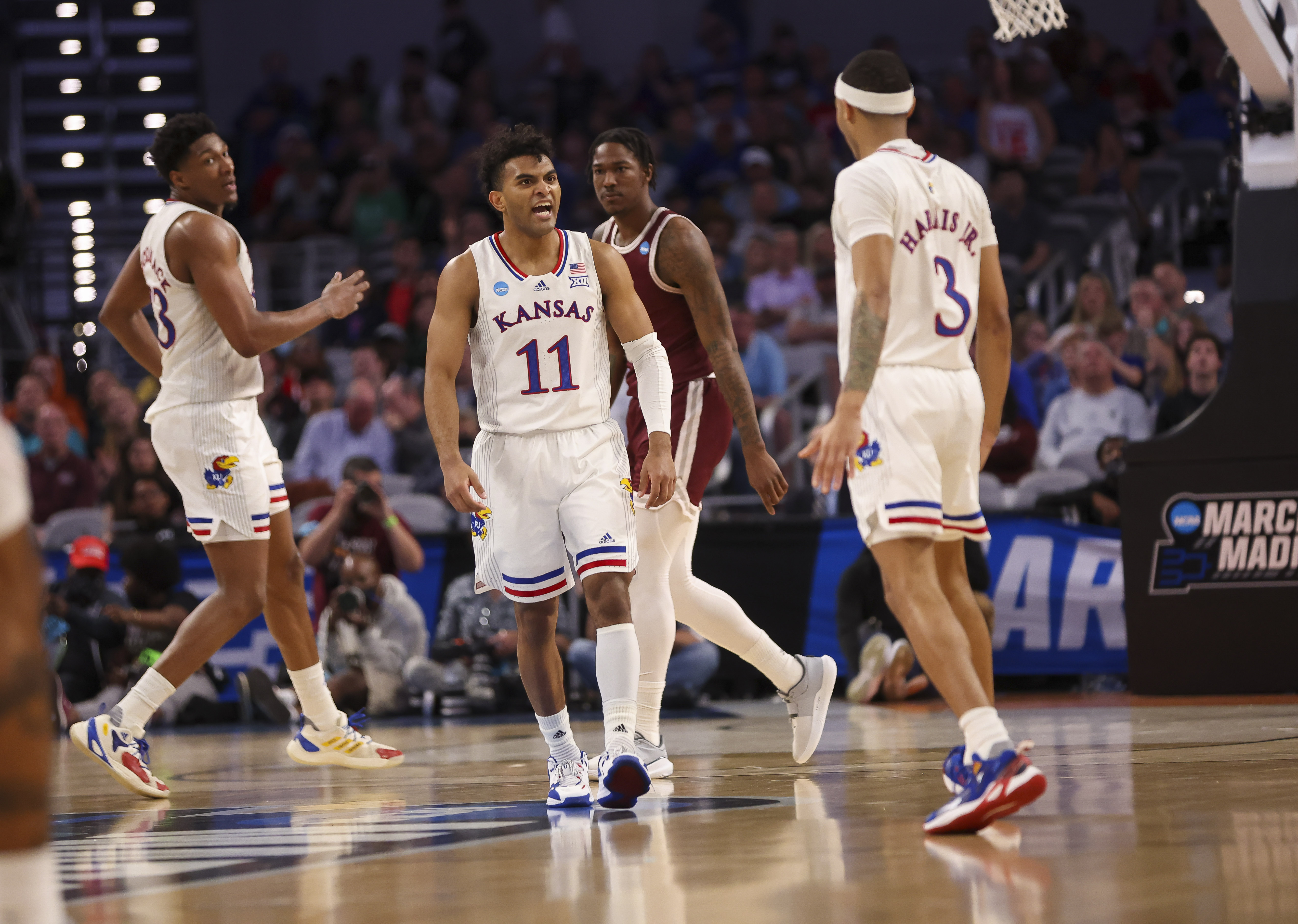 Kansas Jayhawks Starts NCAA Tournament Run With Blowout Win Over Texas ...