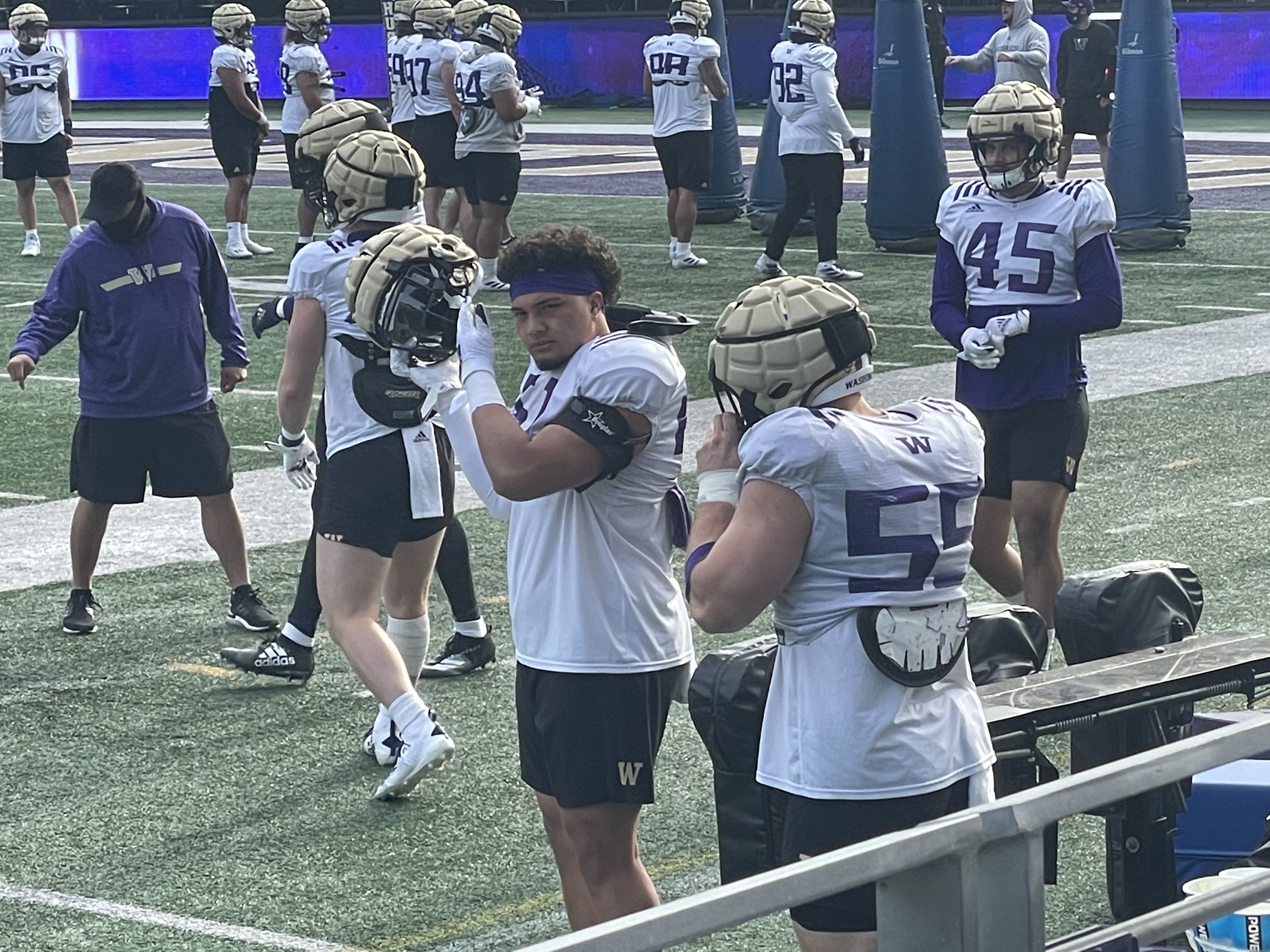 Jordan Lolohea Is Man on New Mission at Washington - Sports Illustrated ...