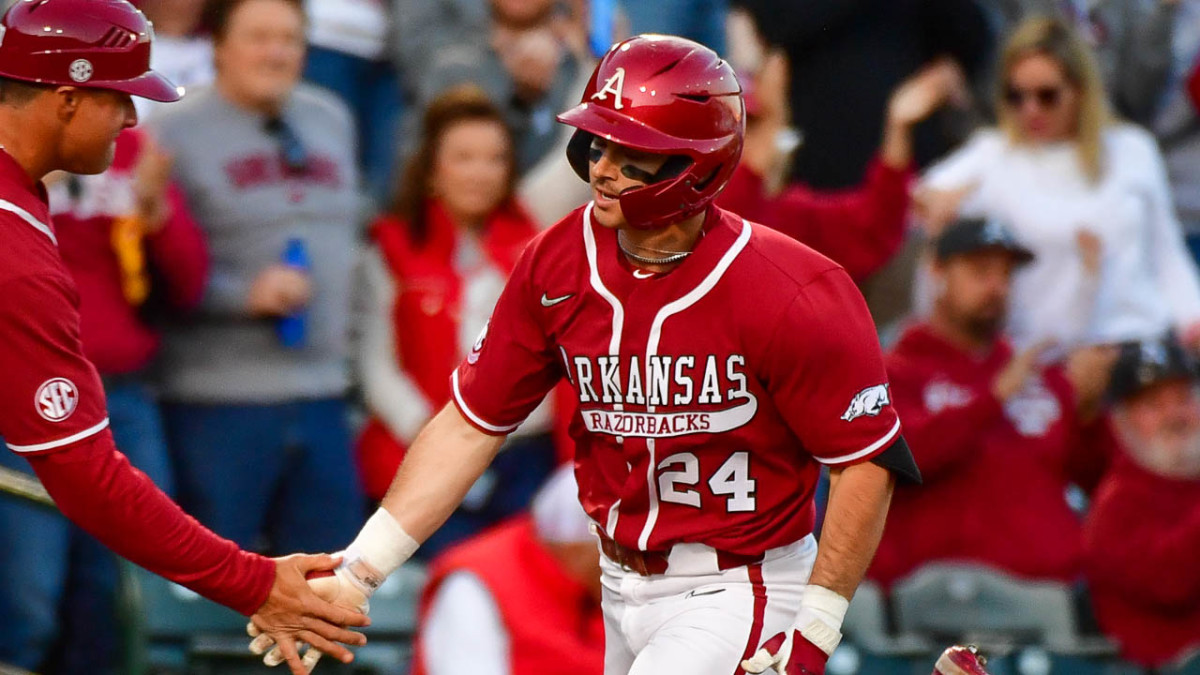 Hogs' Braydon Webb on Eighth-Inning Homer for Win - Sports Illustrated ...