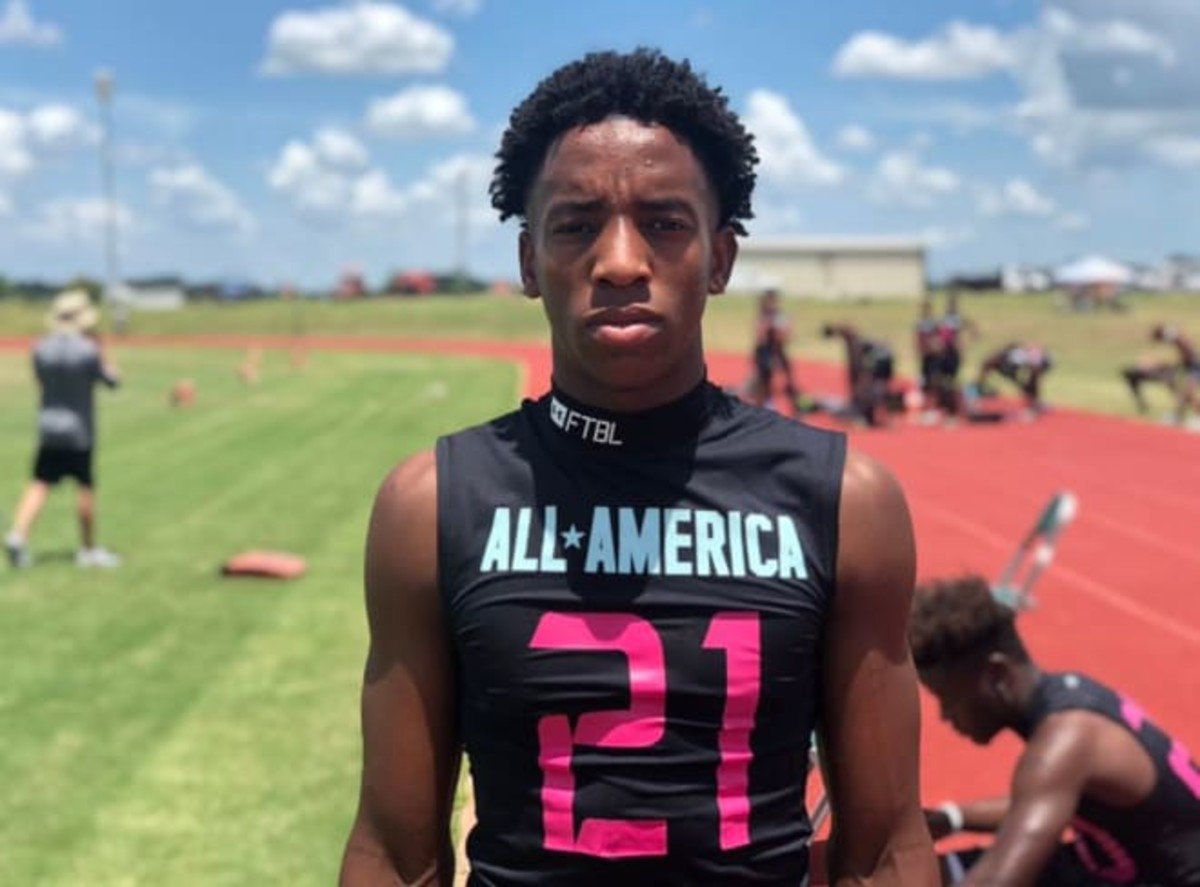 Texas Longhorns Still in Running for Elite 2023 Defensive Back Malik ...