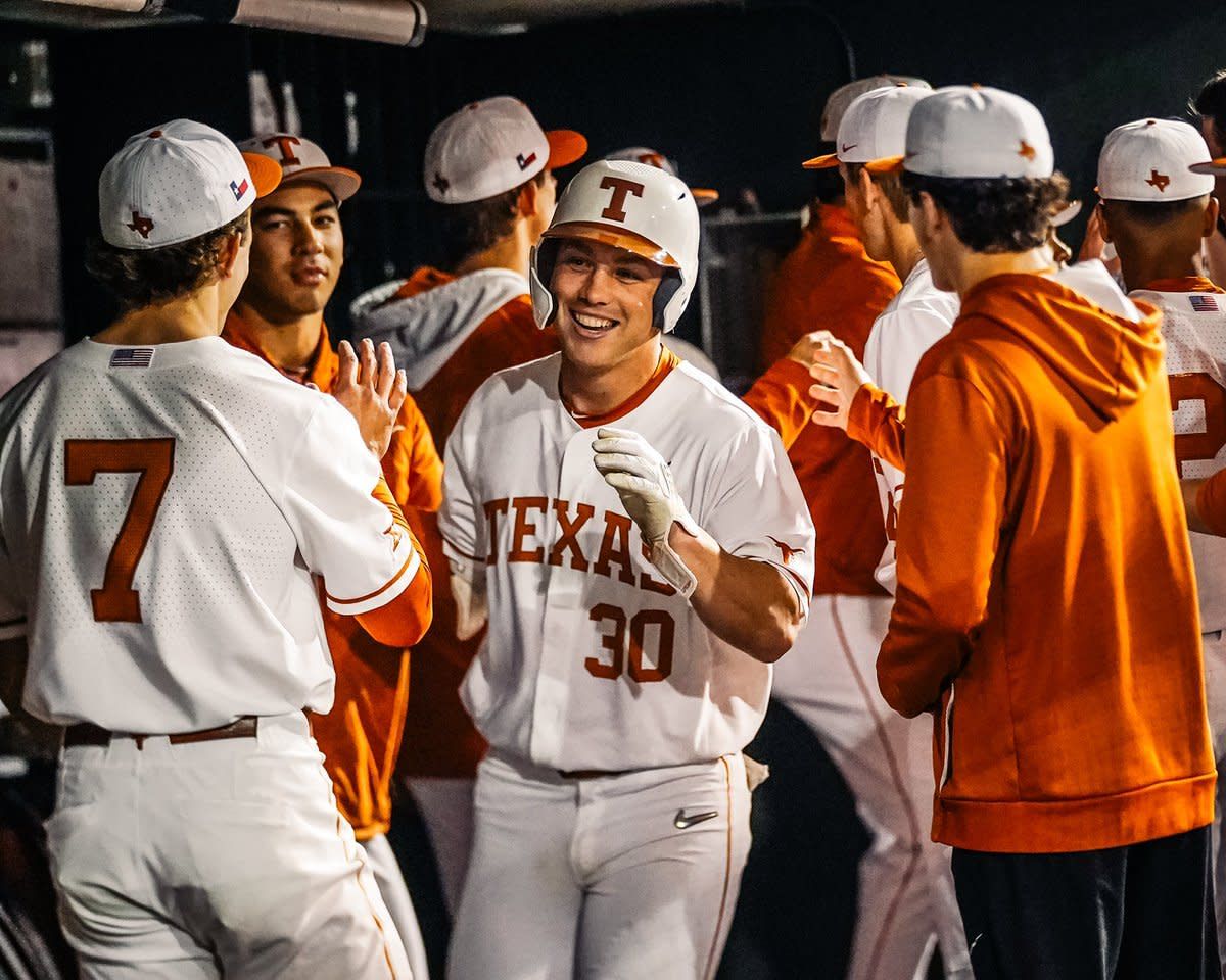 Texas Longhorns Outscore Incarnate Word 41-4 in Series Sweep - Sports ...