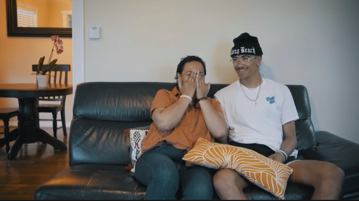 Watch: Elite QB Nico Iamaleava Commits to Tennessee Vols in Heartfelt ...