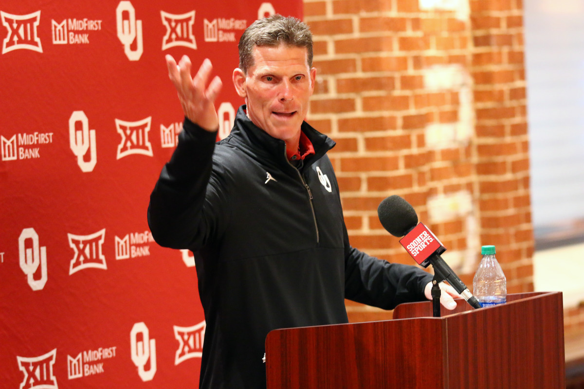 As Oklahoma Sooners Opens Practice, Brent Venables Can Begin Teaching ...