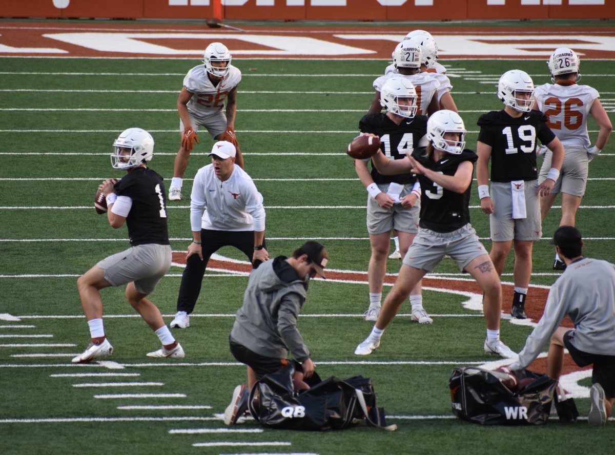 Position Preview: The Texas quarterback room is in a much better ...