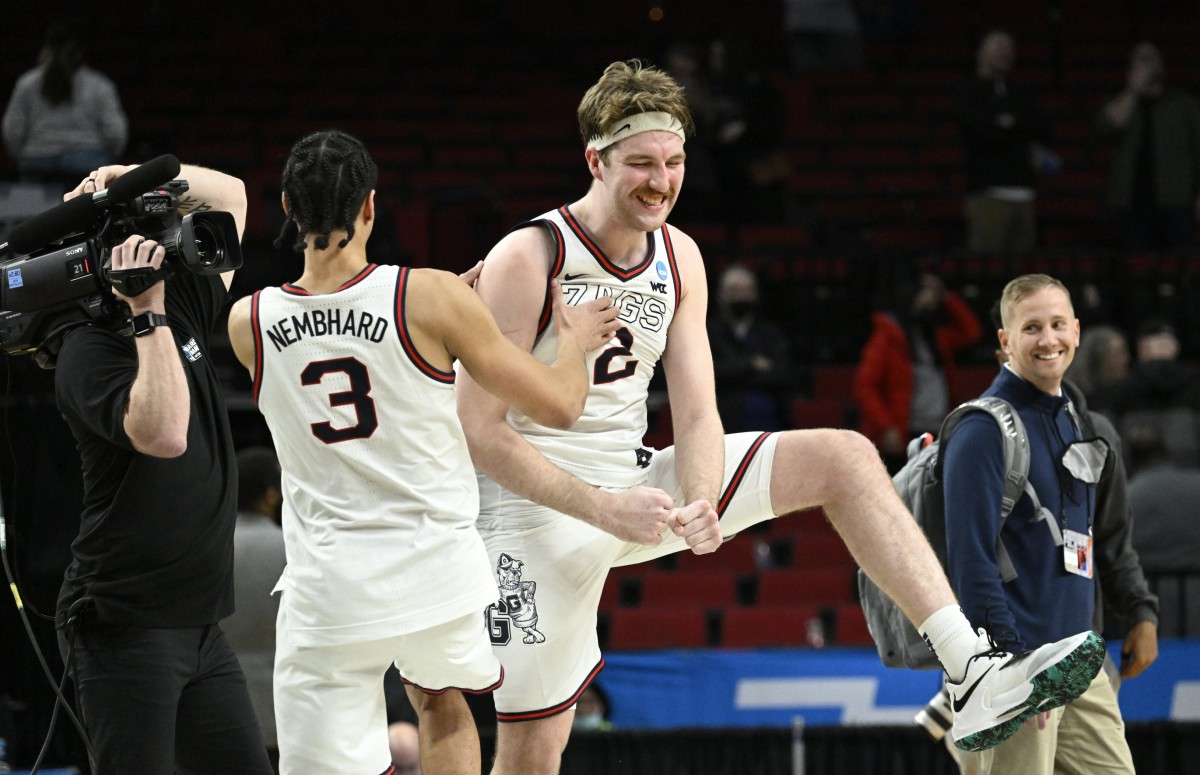 NCAA: How to Watch Gonzaga and Arkansas in Regional Semifinals Thursday ...