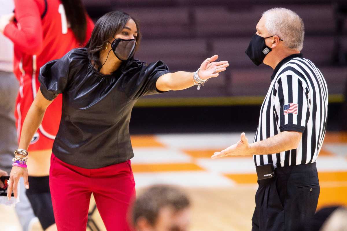 New Aggies Coach Joni Taylor Has Dream of ‘Positionless Basketball ...