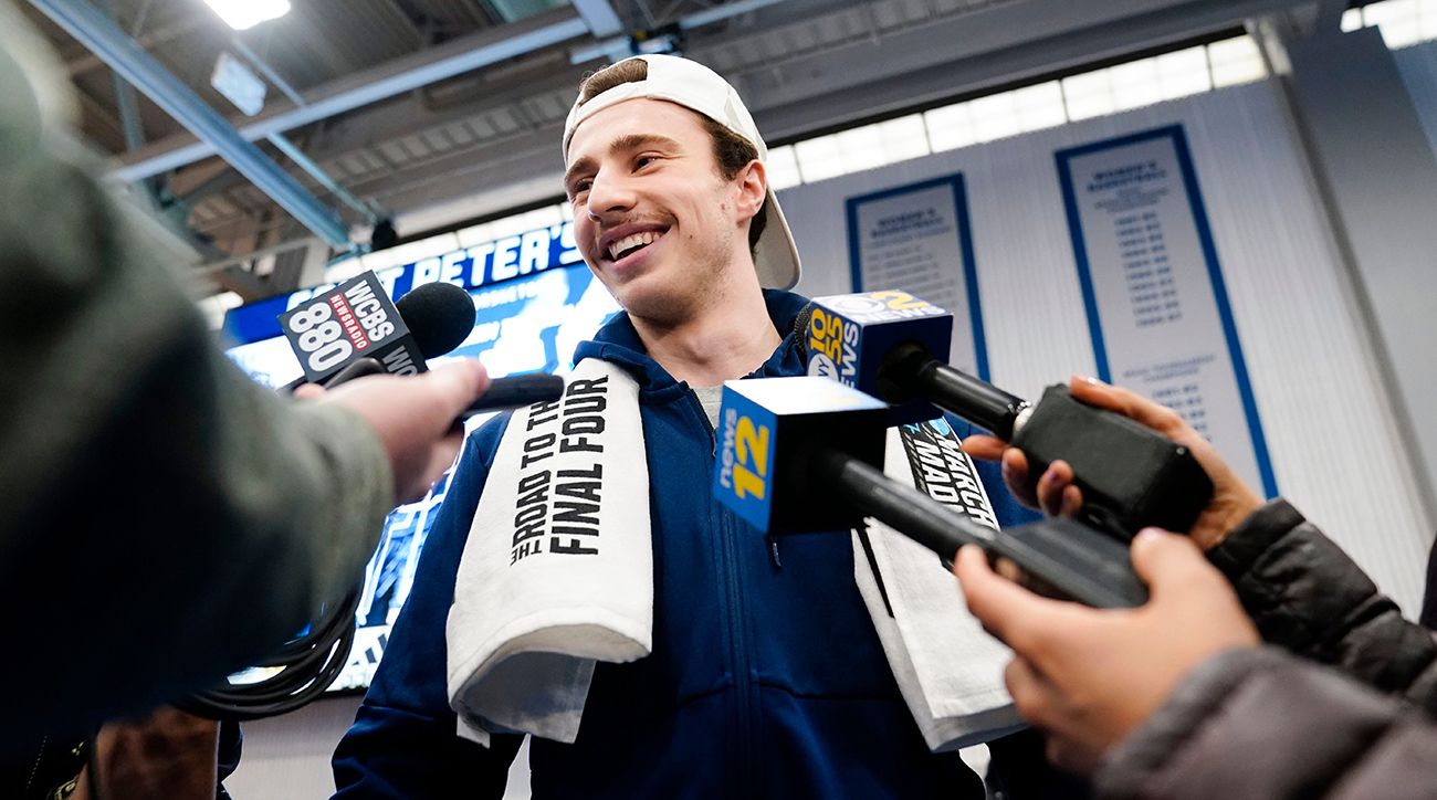 Saint Peter’s guard Doug Edert signs NIL deal with Buffalo Wild Wings ...