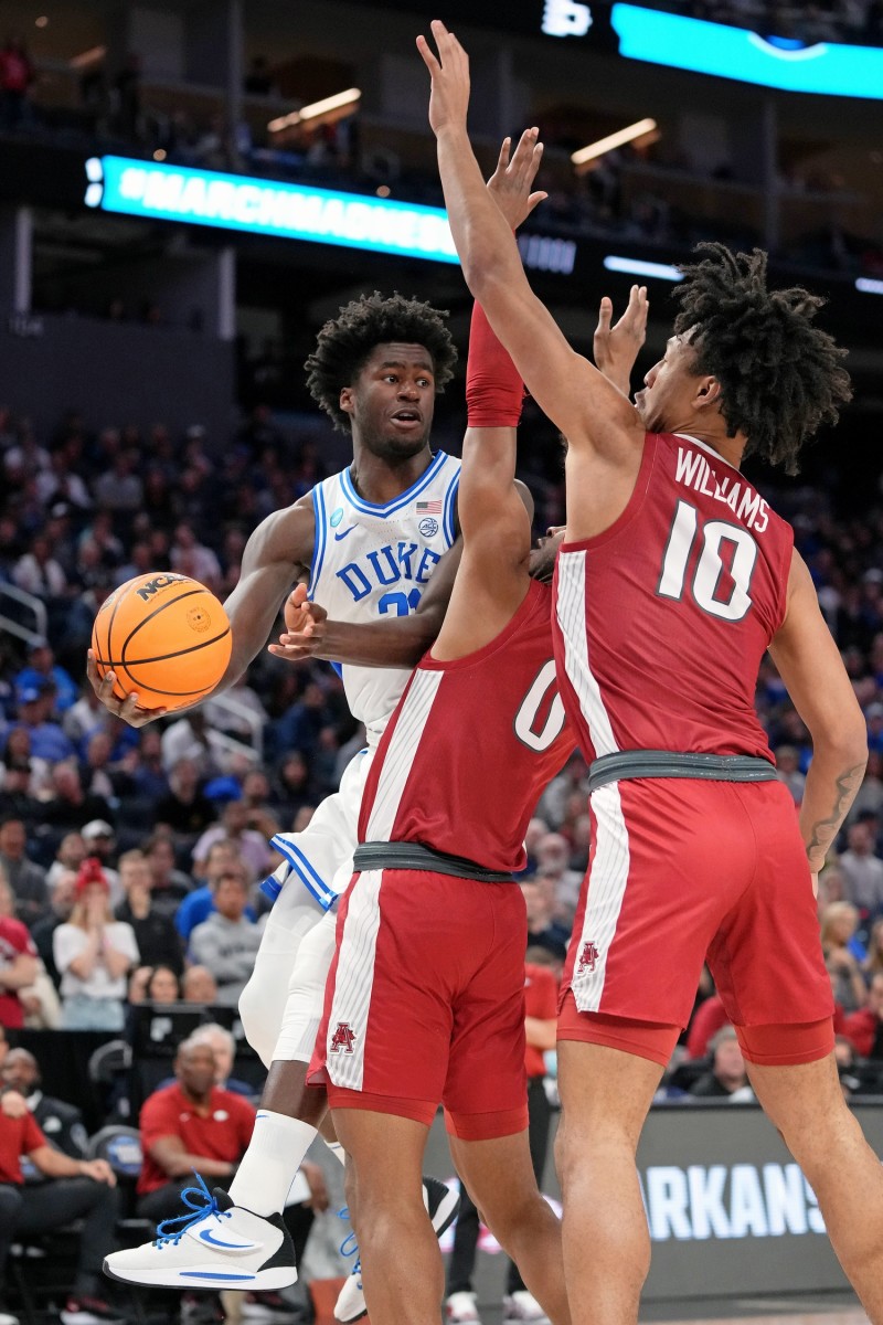 Live Blog: Real-time NCAA Tournament Elite Eight Hogs-Duke - Sports ...