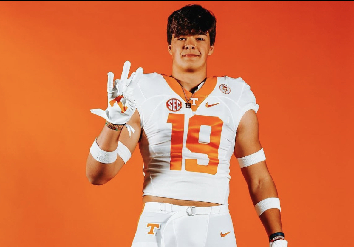 Breaking: In-State DL Nathan Robinson Commits to Vols, Details Why 'All ...