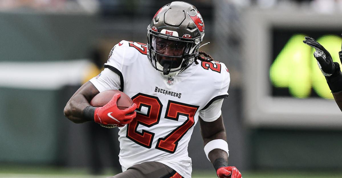 Ex-USC RB Ronald Jones Reveals Why He Signed With Kansas City Chiefs ...