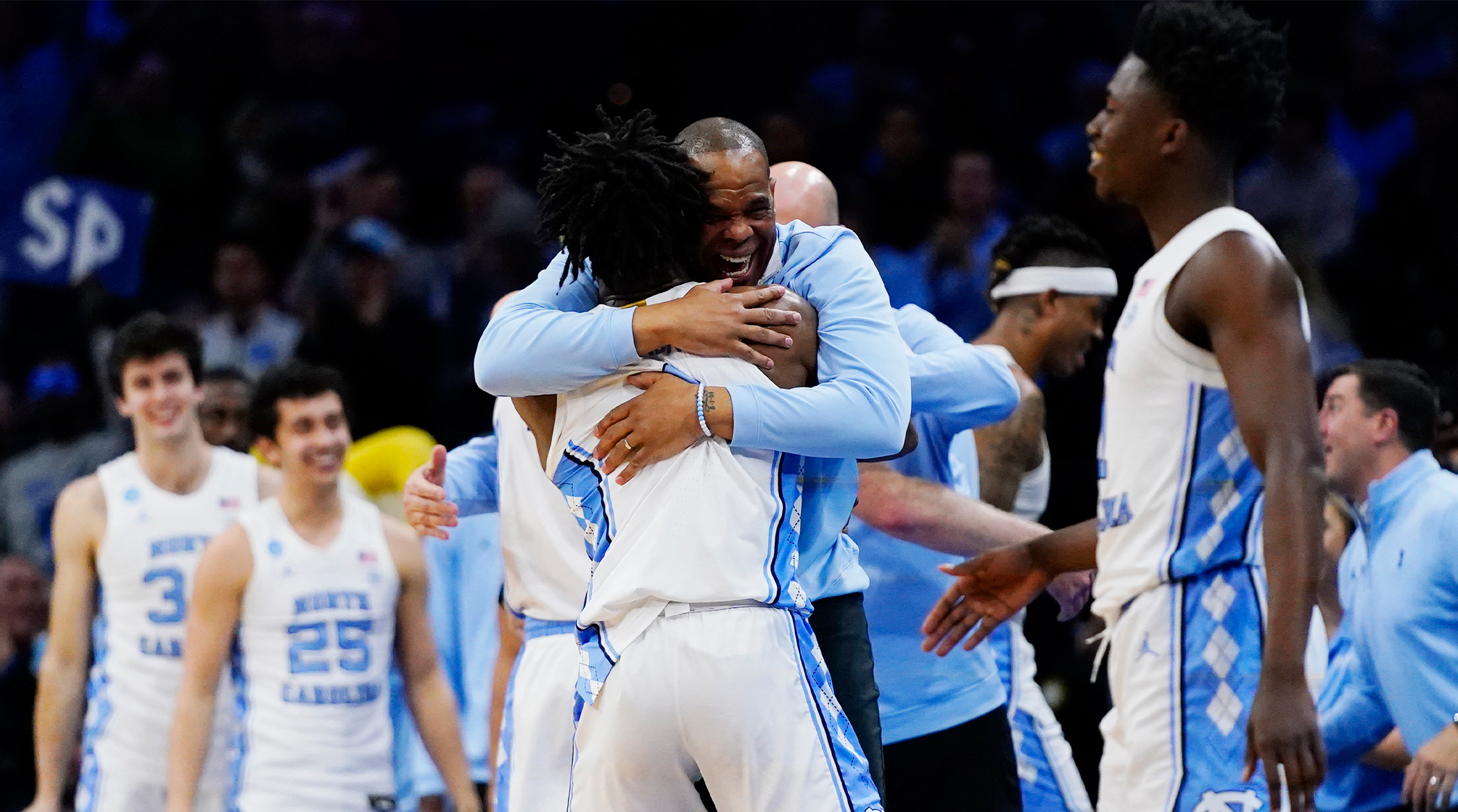 UNC’s Hubert Davis used a Dean Smith inspiration tactic at beginning of ...