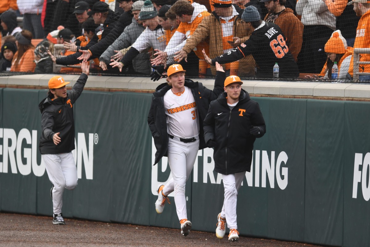 Lindsey Nelson Stadium Sets Record in Vols Baseball Win Over Western ...