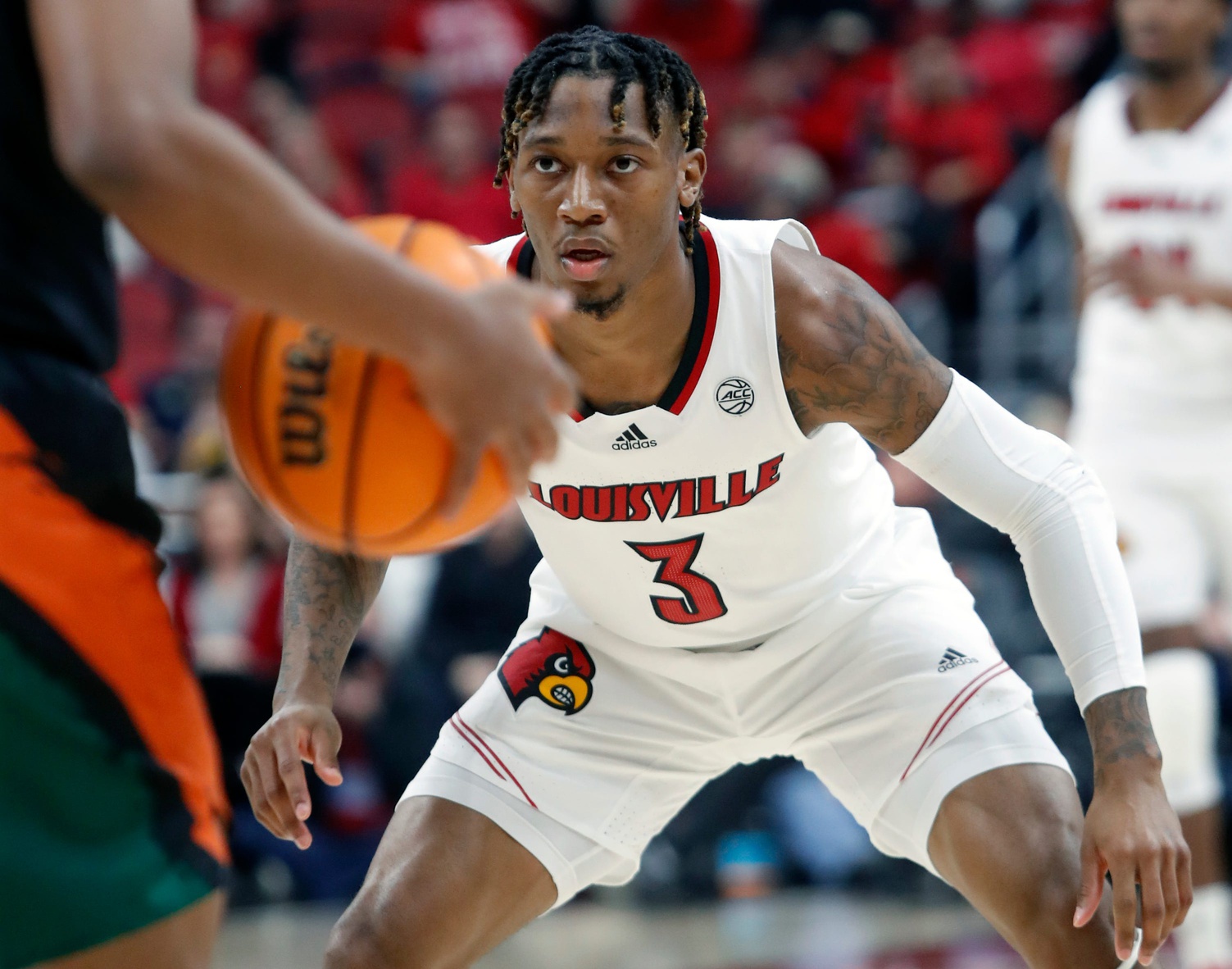 Louisville Men's Basketball's El Ellis Returning for 2022-23 Season ...