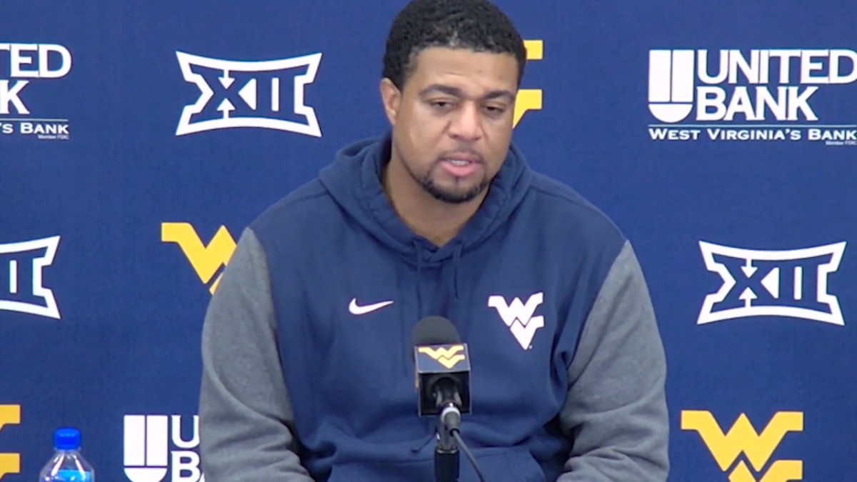 WATCH: ShaDon Brown Spring Practice Day 5 - Sports Illustrated West ...