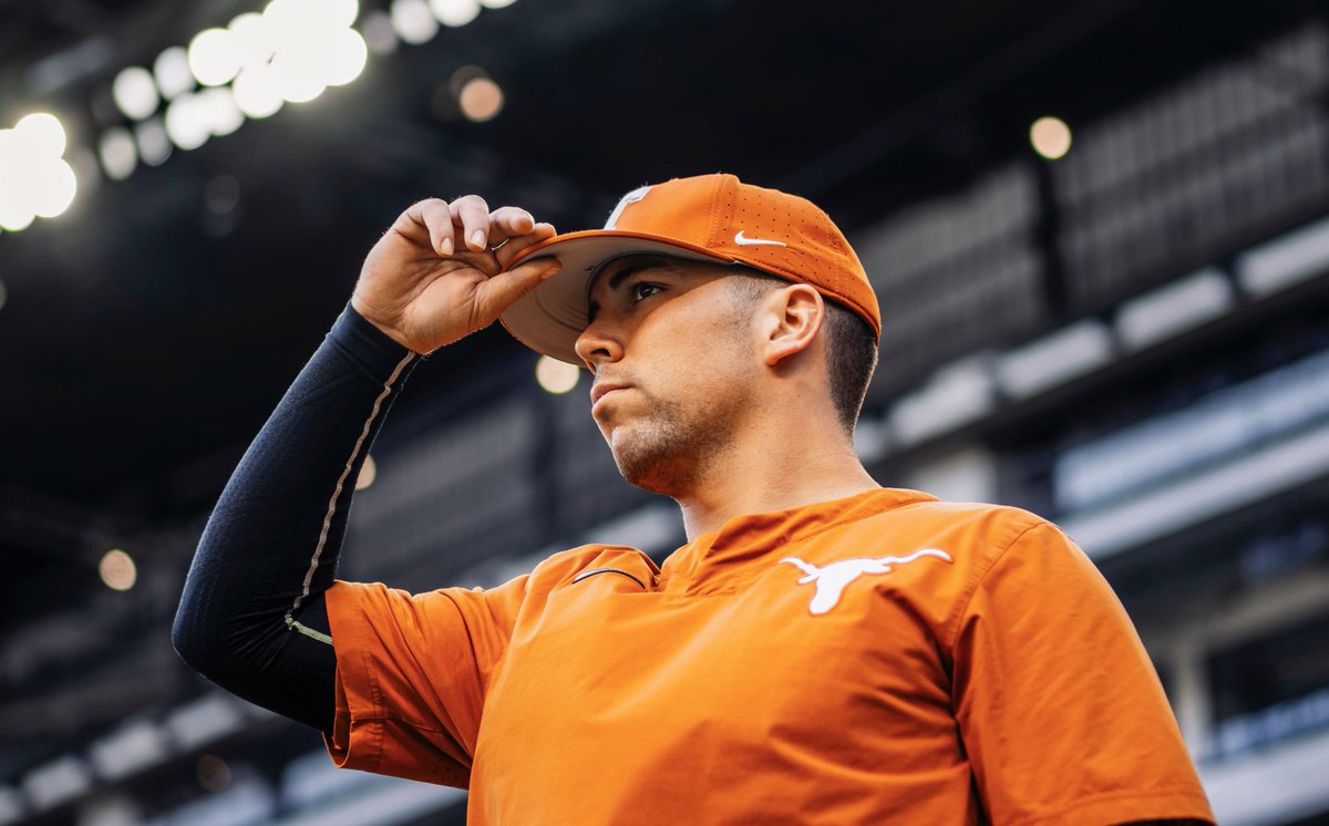 LIVE UPDATES: No. 8 Texas Takes On Oklahoma - Sports Illustrated Texas ...