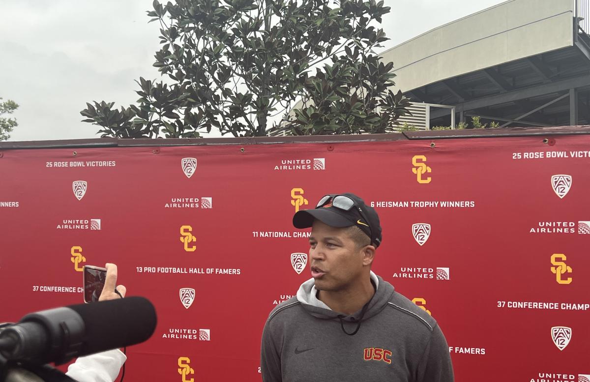 Donte Williams Talks Spring Football & DB Group - Sports Illustrated ...