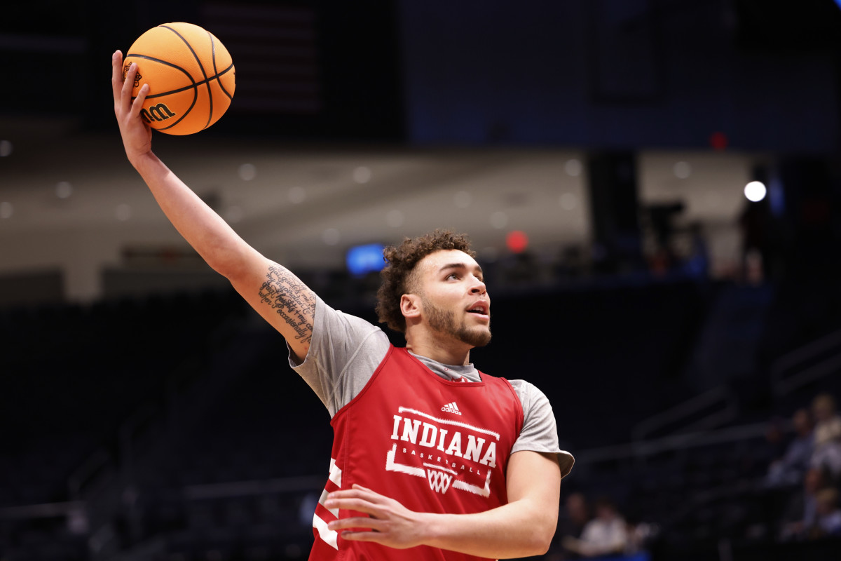 Race Thompson Returning to Indiana For 6th College Season - Sports ...
