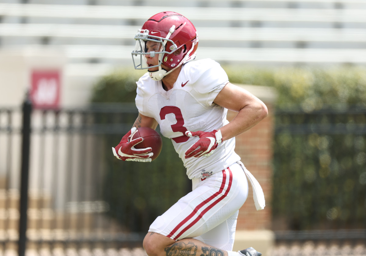 Scenes from Alabama Football's First Scrimmage of 2022 - Sports ...