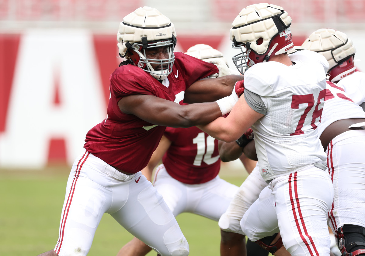Scenes from Alabama Football's First Scrimmage of 2022 - Sports ...
