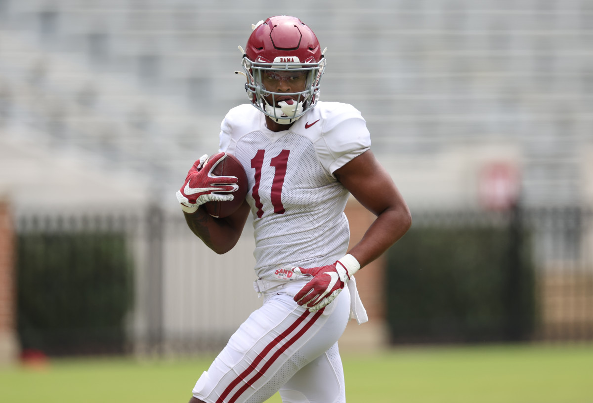 Scenes from Alabama Football's First Scrimmage of 2022 - Sports ...