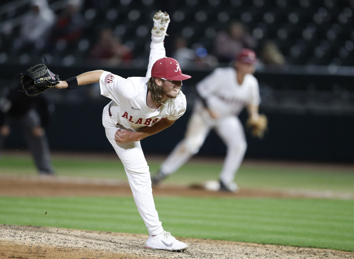 The Extra Point: Alabama Baseball's Offense is Surging - Sports ...