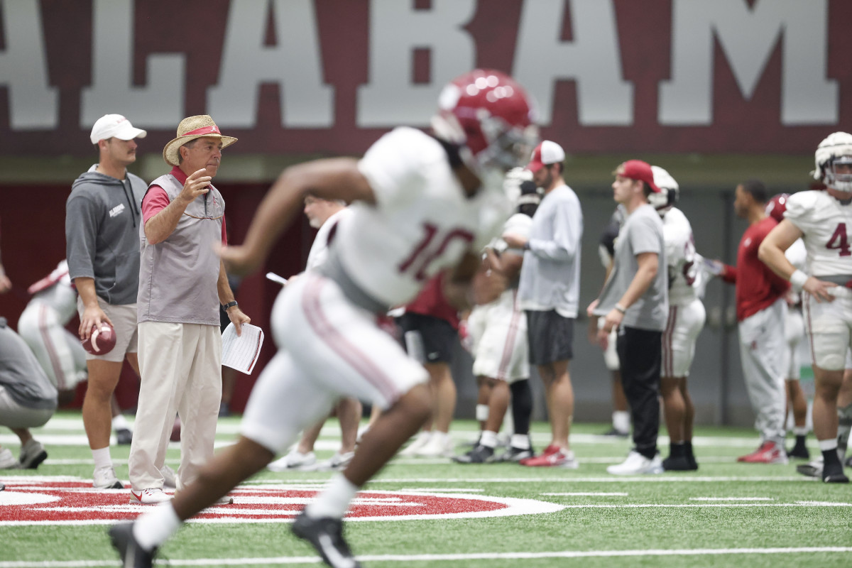 Scenes from Alabama Football Spring Practice No. 10 - Sports ...