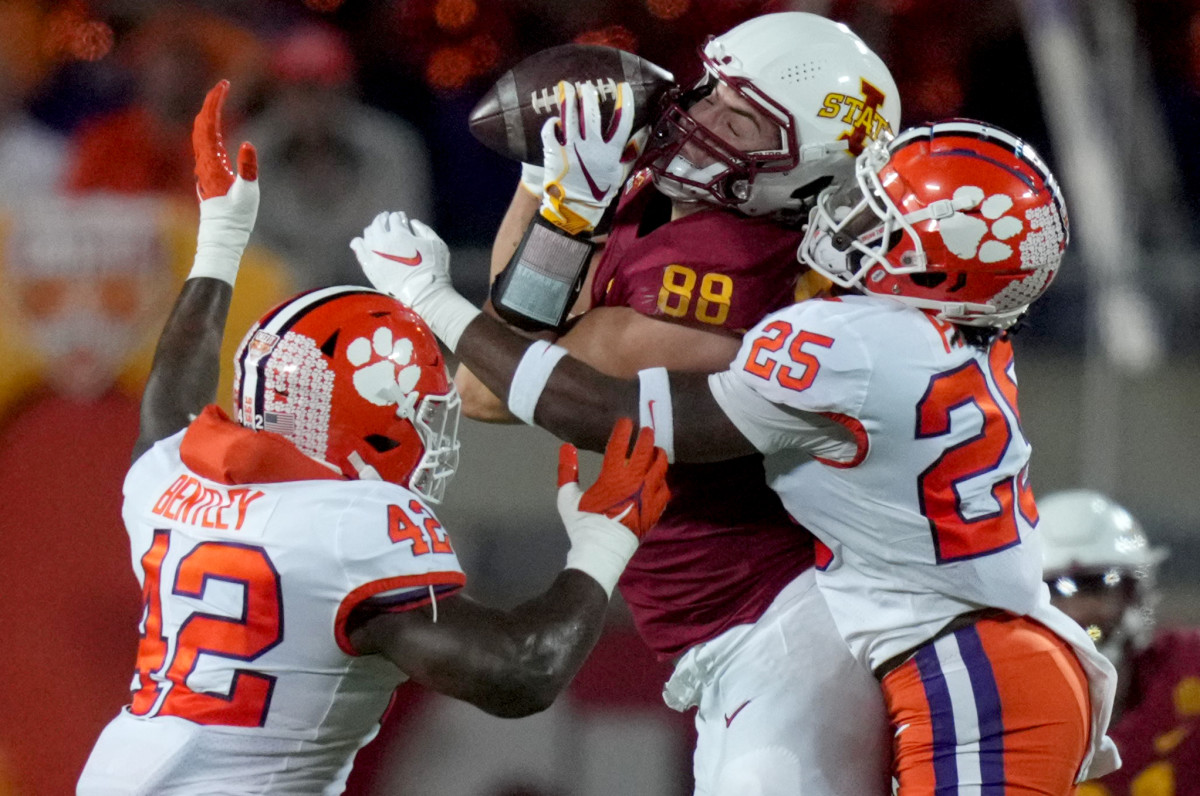 New Packers OL Coach Luke Butkus, Nephew of Bears Legend Dick Butkus ...