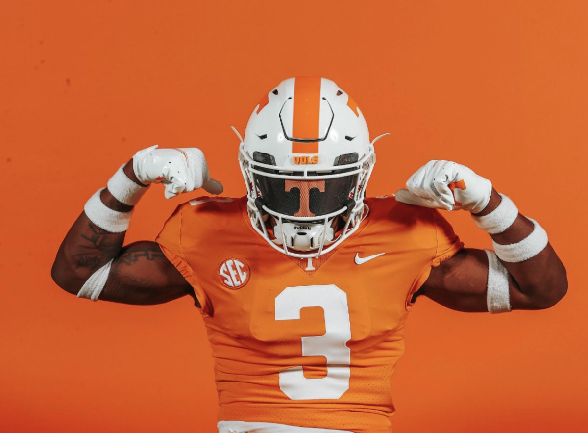 Coveted Georgia LB C.J. Allen Sets Official Visit to Tennessee - Sports ...