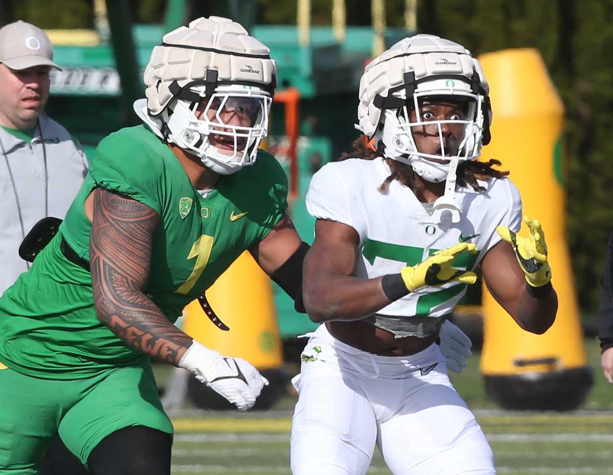 Oregon Football Running Back Rotation Wide Open in Spring Practice ...