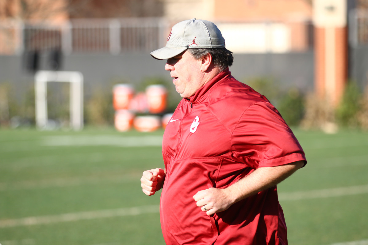 Why Oklahoma's O-Linemen Were 'Happy and Blessed' When Bill Bedenbaugh ...