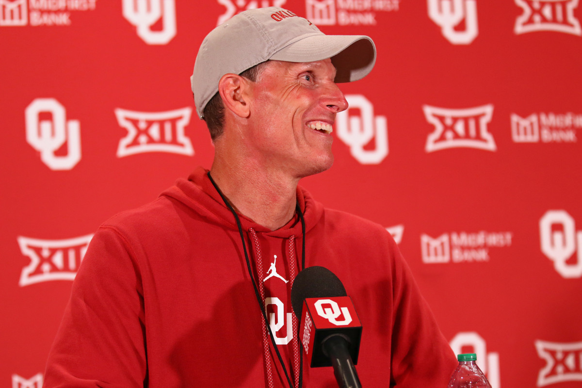 WATCH: Oklahoma's Brent Venables at the Sooner Caravan Stop in Amarillo ...