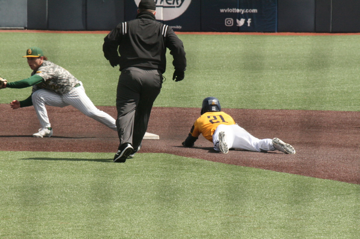 Austin Davis Earns Big 12 Player of the Week - Sports Illustrated West ...