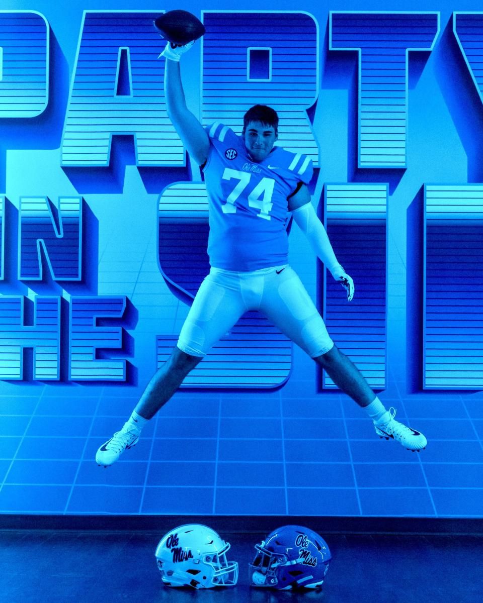 Ole Miss 'Rolled out the Red Carpet' for Brycen Sanders During Official ...