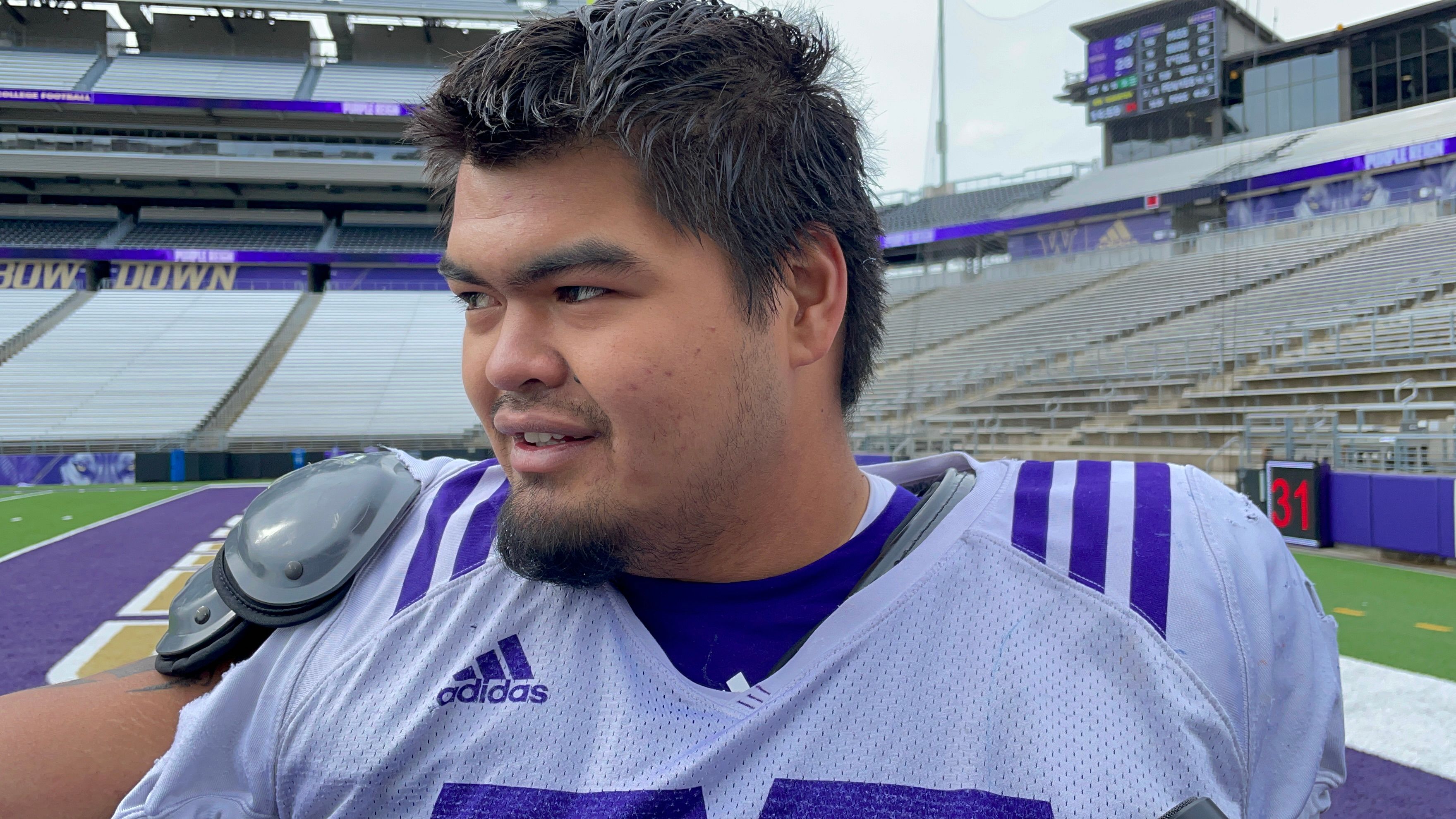Ex-Husky DT Kuao Peihopa Returns Home to Play for Hawaii - Sports ...