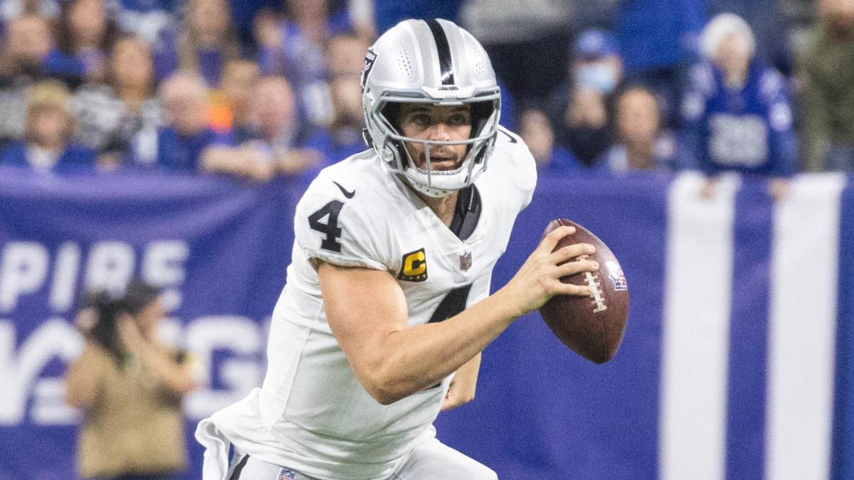 Derek Carr Says Kobe Bryant Taught Him the Importance of Stretching ...