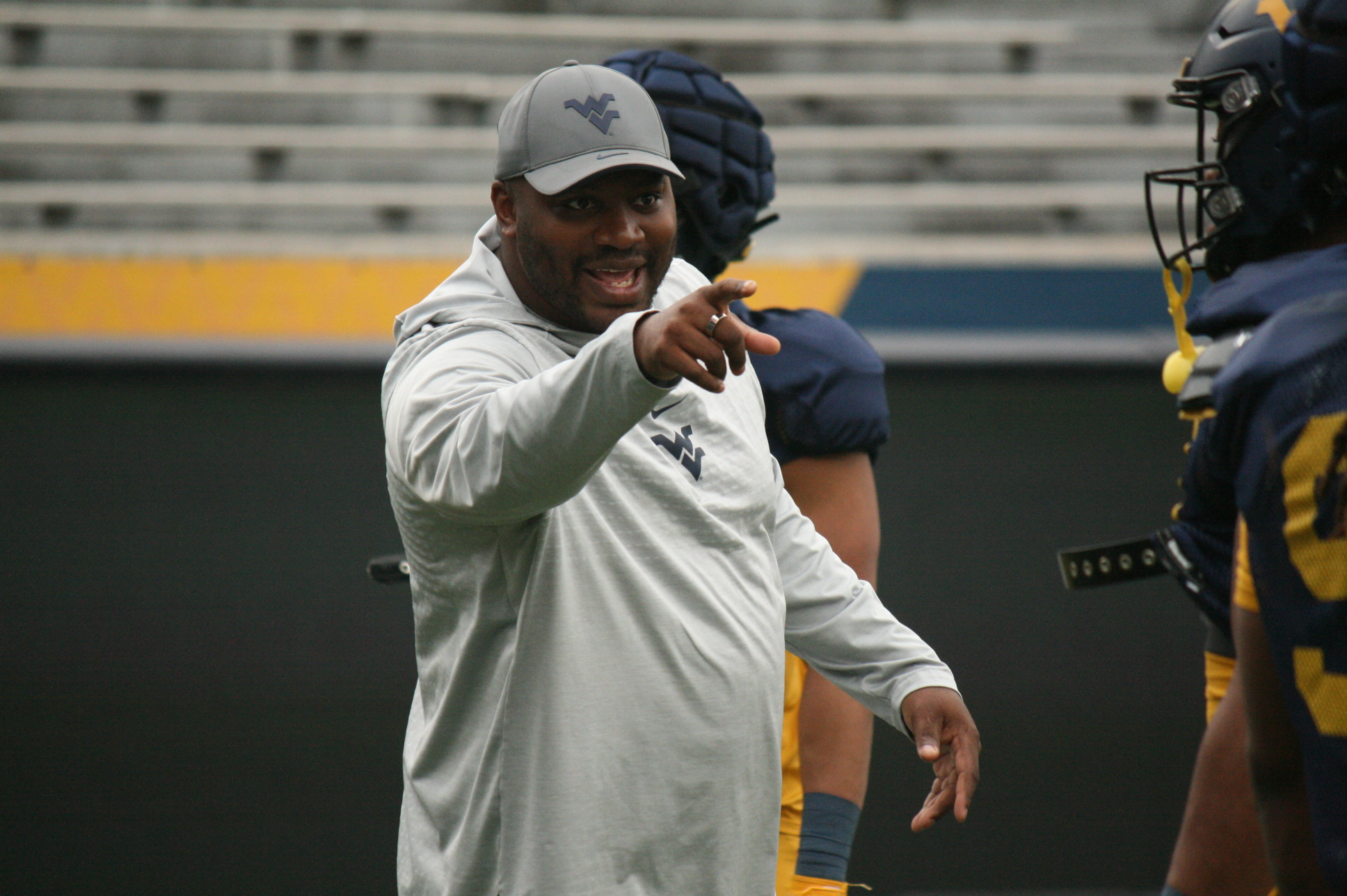 WATCH: AJ Jackson Spring Practice No. 12 - Sports Illustrated West ...