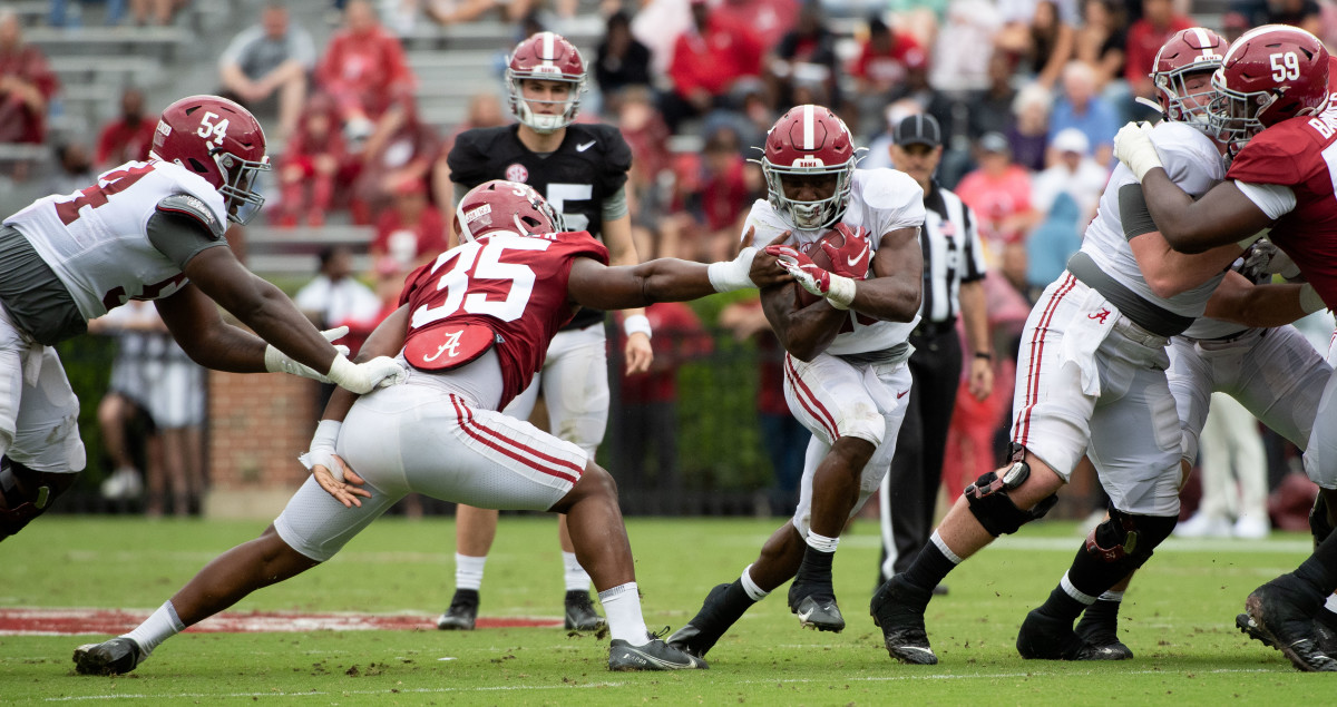 Alabama's Offense Overwhelmed by Surging Crimson Tide Defense - Sports ...