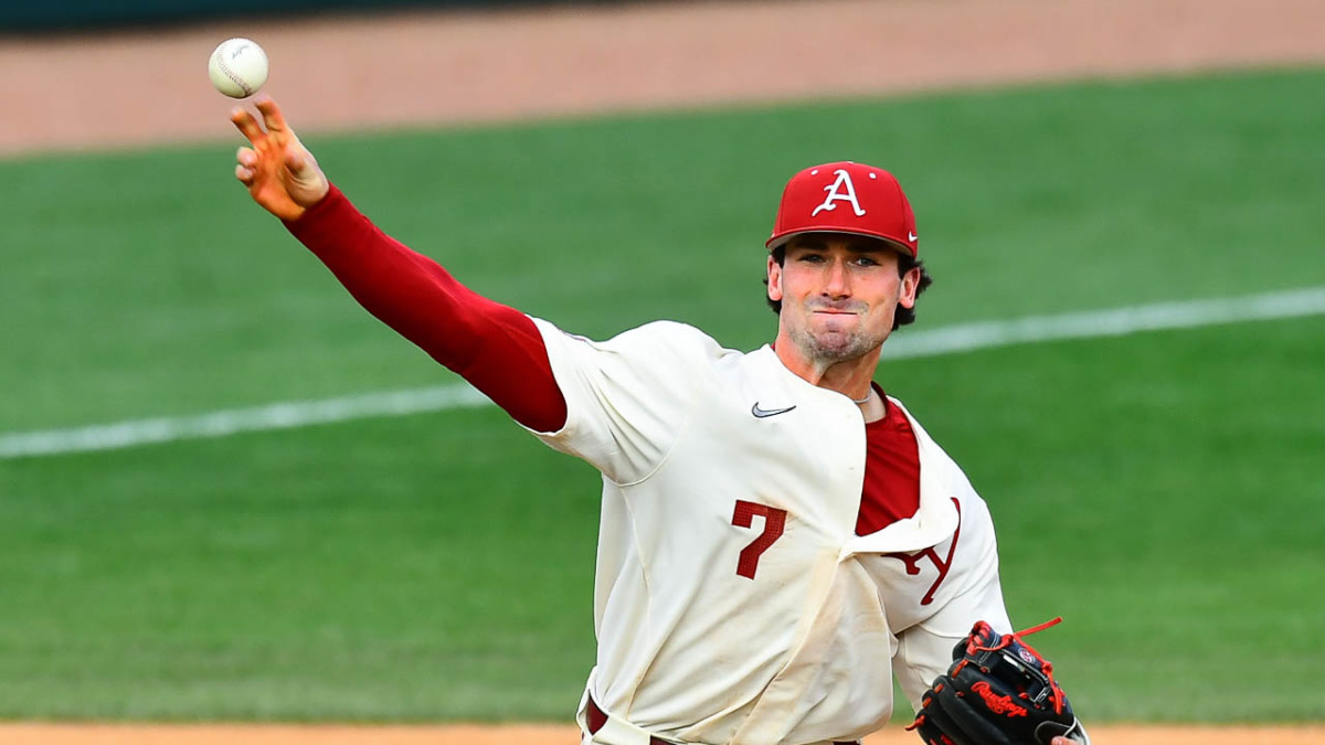 Arkansas Razorbacks defeat Oklahoma State Cowboys Stillwater Regional ...