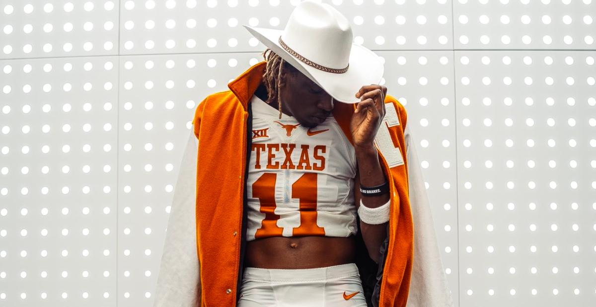 Longhorns Land Commitment From Alabama Transfer WR Agiye Hall - Sports ...