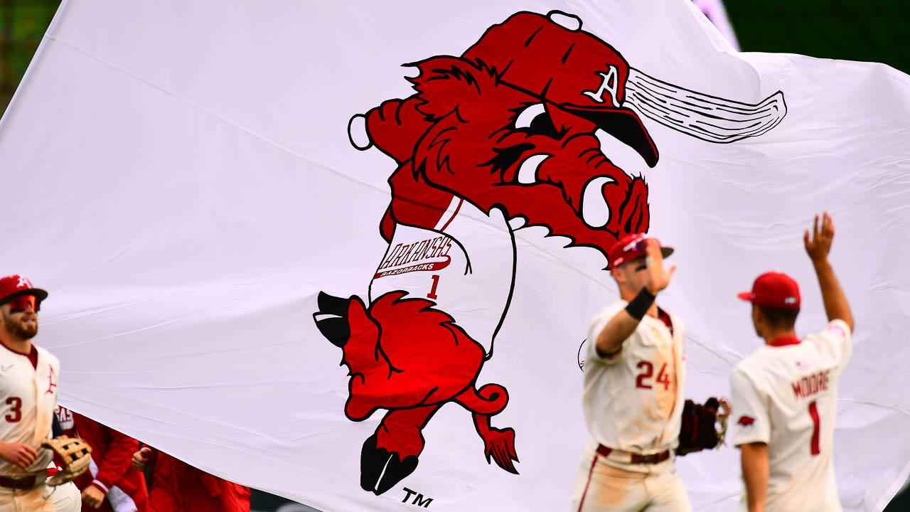 Razorbacks' Increased Costs May Have Ruined Baum-Walker Atmosphere ...