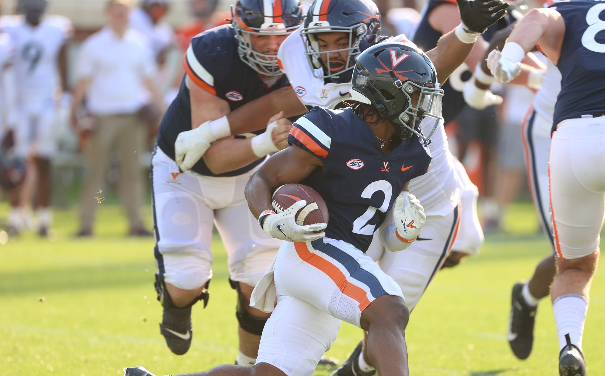 Virginia Football: Five Players Who Impressed at the Blue-White Game ...