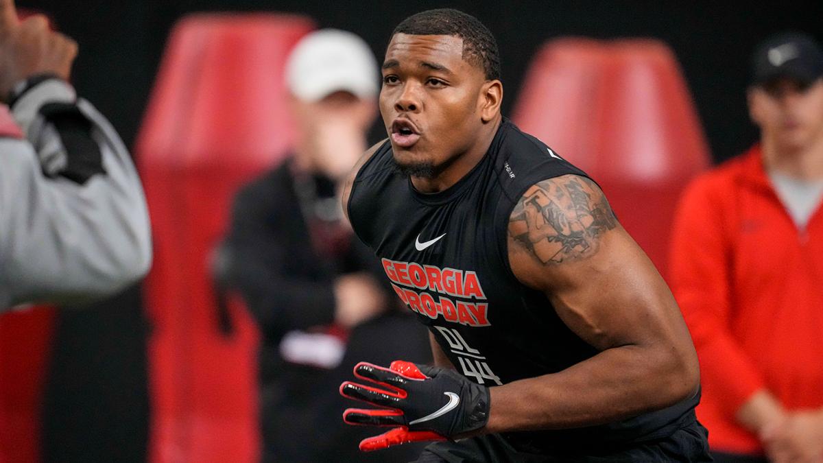 Will Travon Walker Be the No. 1 Pick in the NFL Draft? - Sports Illustrated
