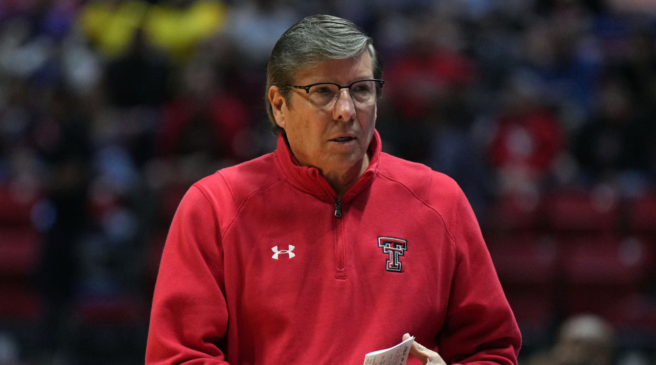 Texas Tech Signs Coach Mark Adams to Extension Through 2027 - Sports ...