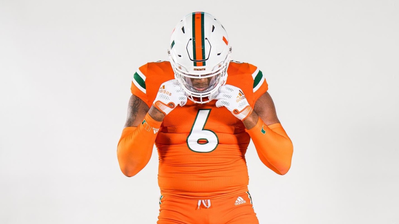Florida Gators DL Transfer Target Commits to Miami - Sports Illustrated ...