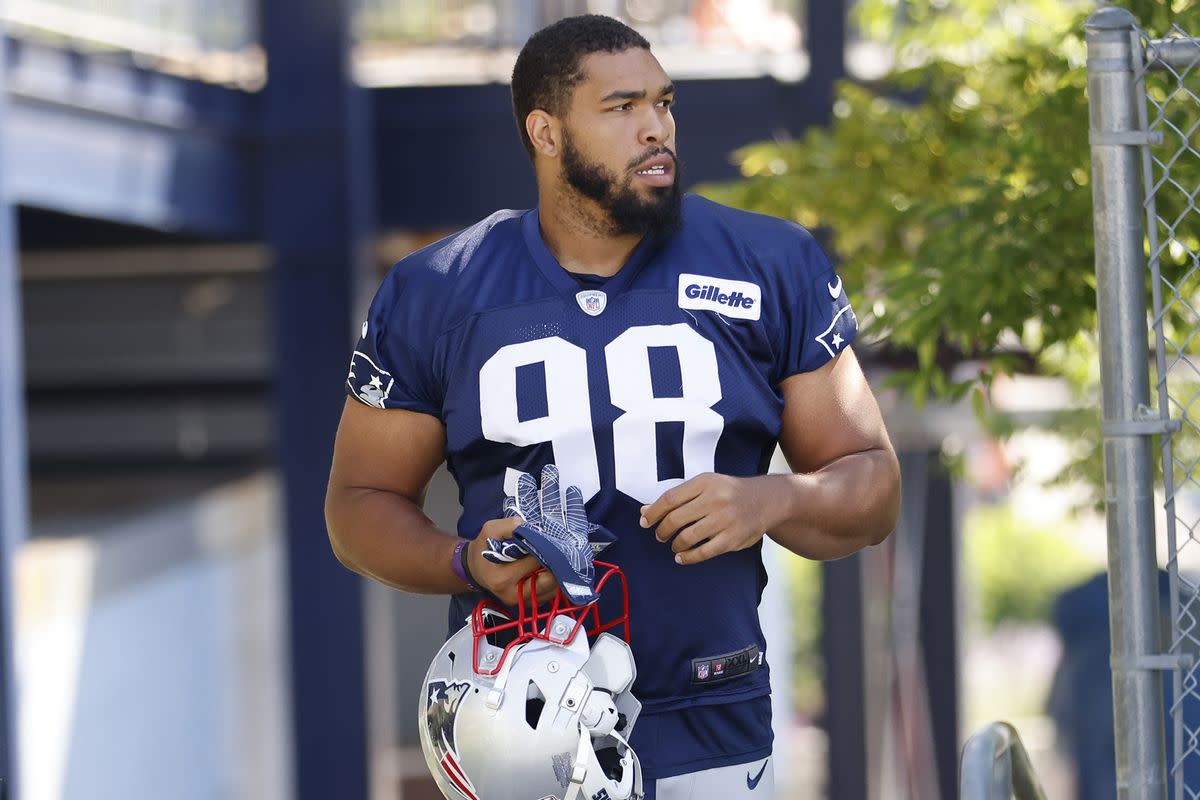 New England Patriots Reportedly Re-Signing Veteran Defensive Tackle ...