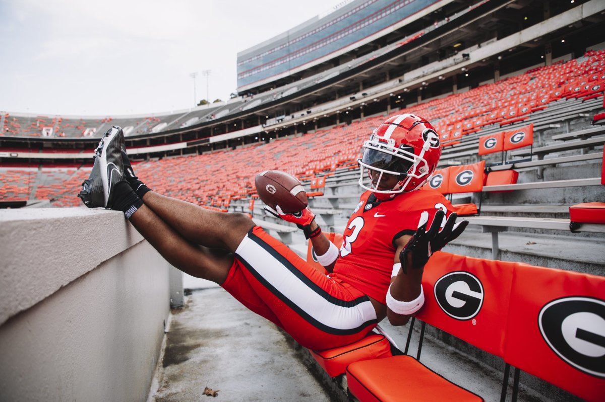 Inside the Recruitment of Elite DB Tony Mitchell, Talks Tennessee ...