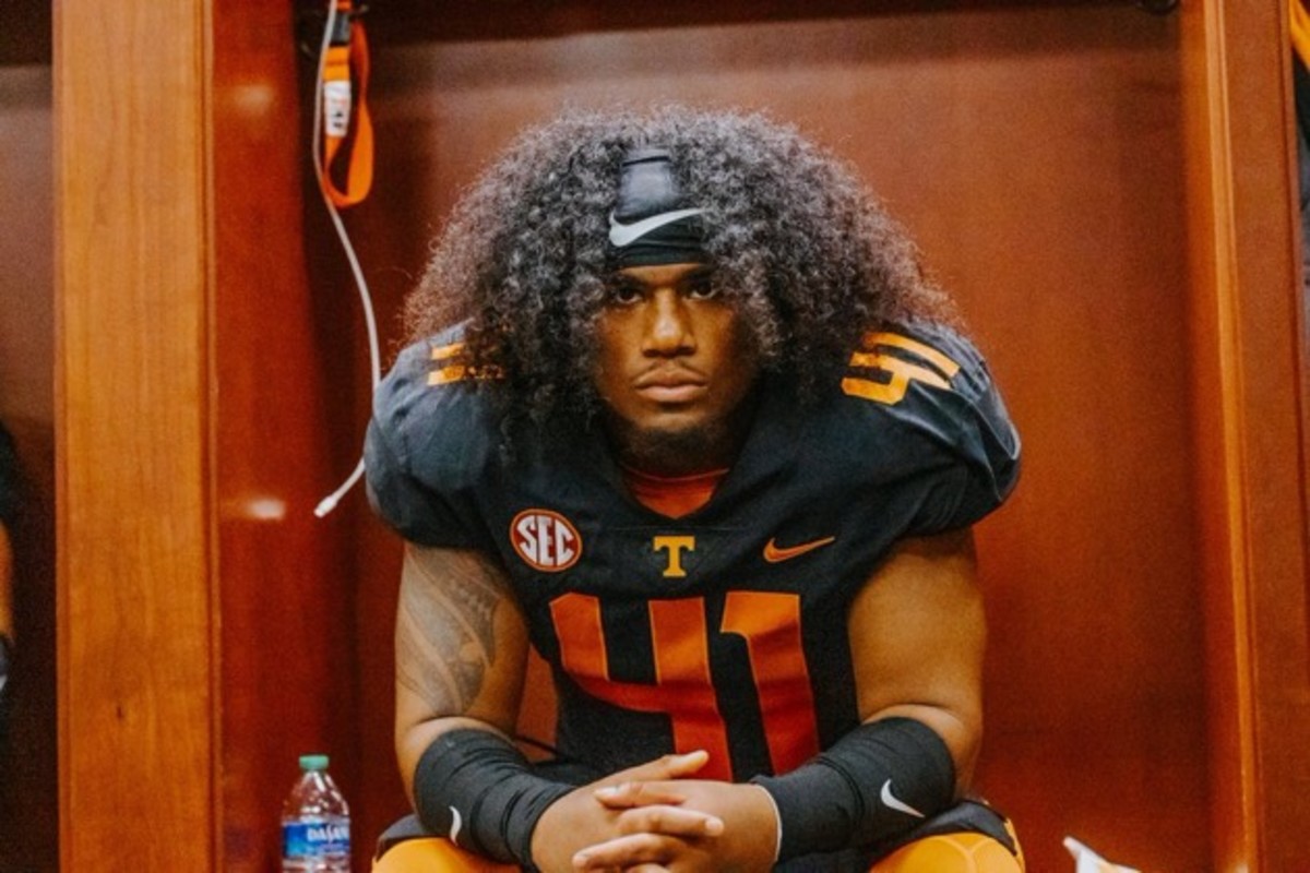 Tennessee Linebacker Enters Transfer Portal - Sports Illustrated ...